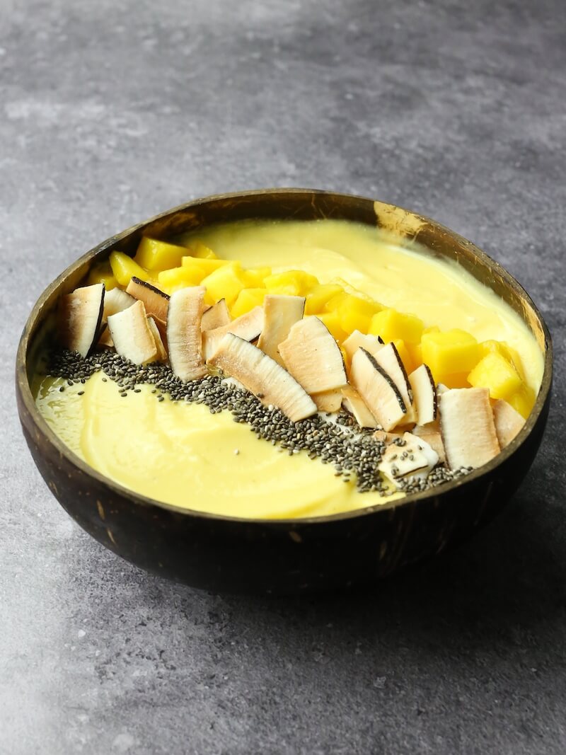 Creamy Coconut Mango Smoothie Bowl