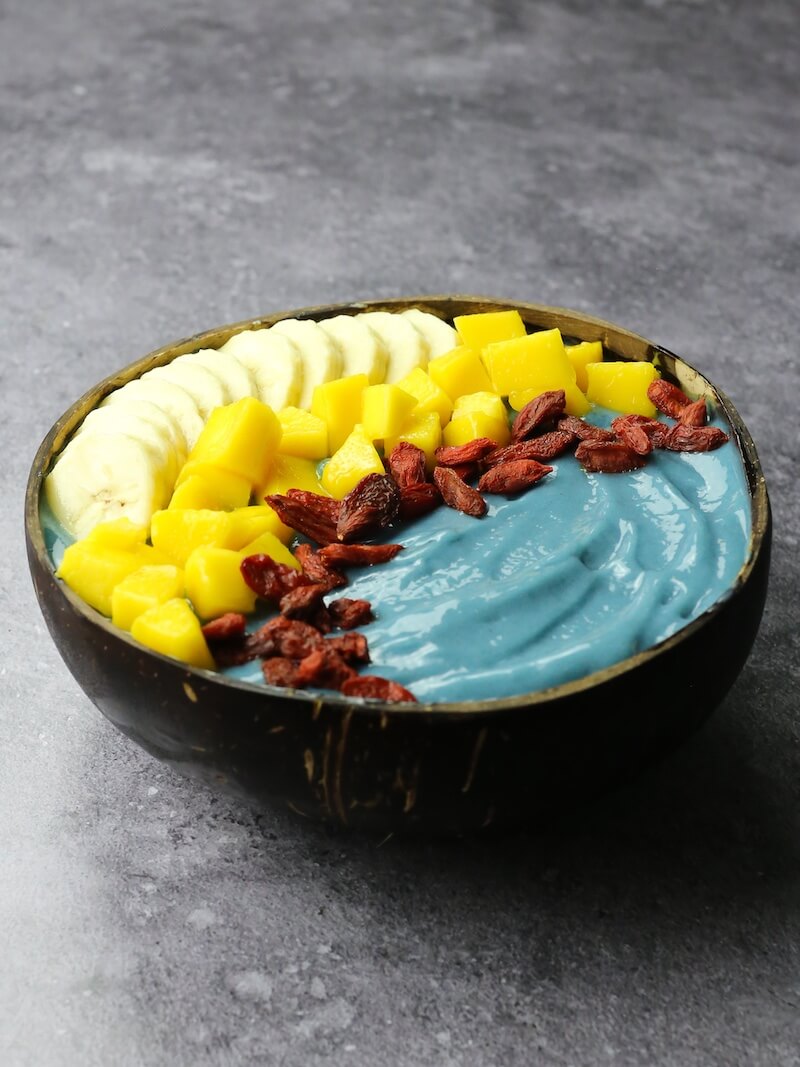 Mango Blue Spirulina Smoothie Bowl