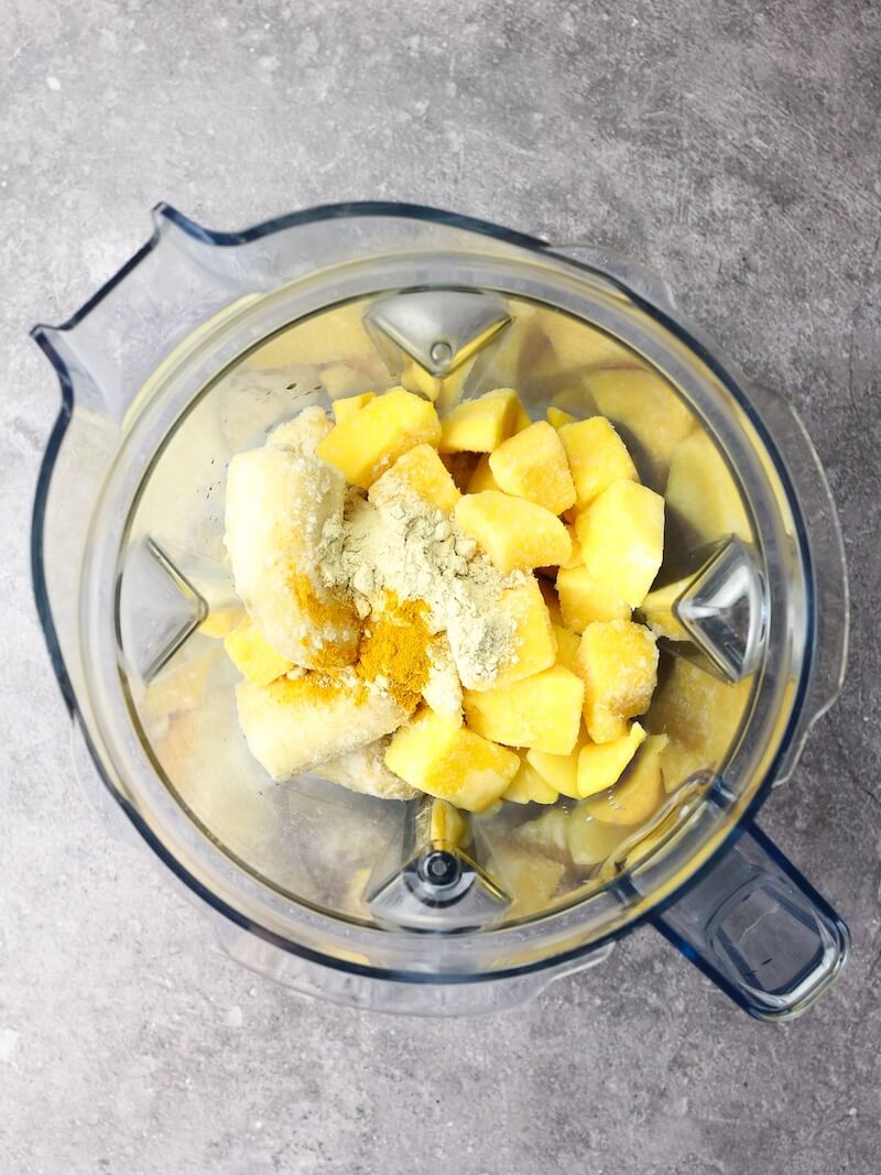 Golden Mango Turmeric Smoothie Bowl